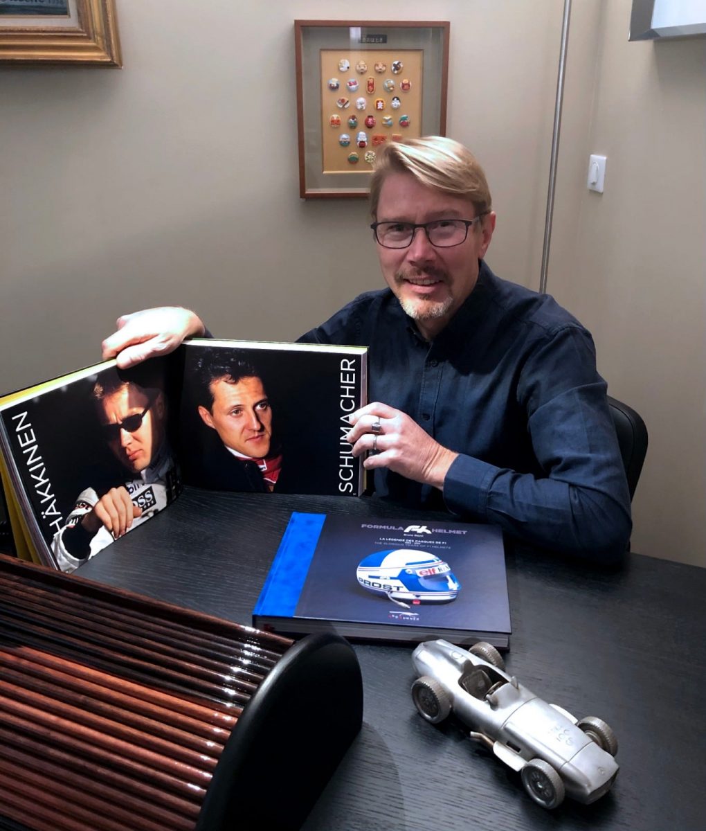 Formula Helmet - RedRunner